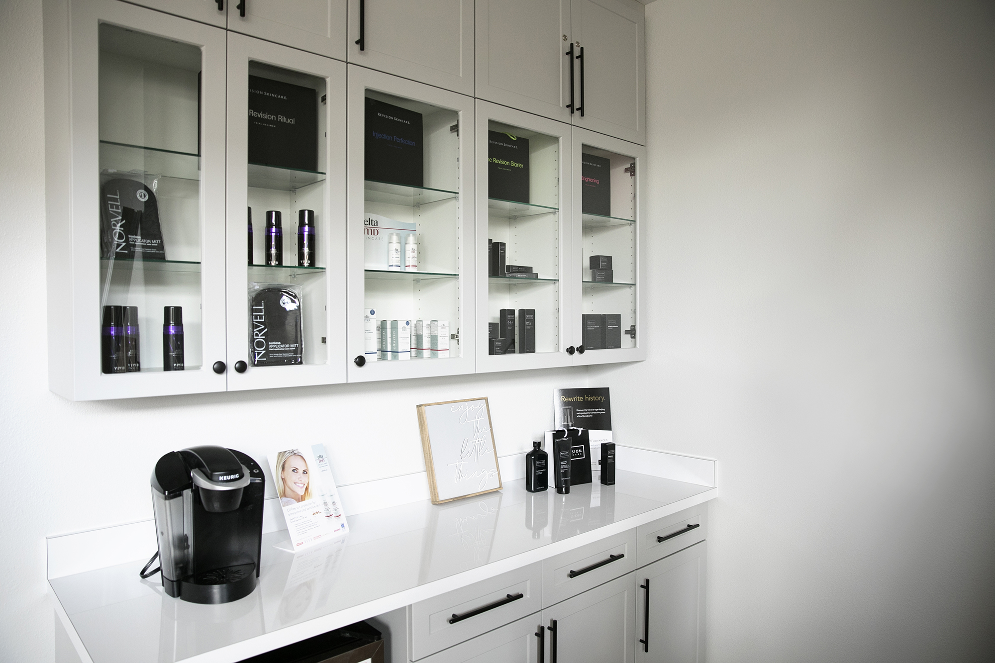 Skin Rehab Dermatology / Aesthetics